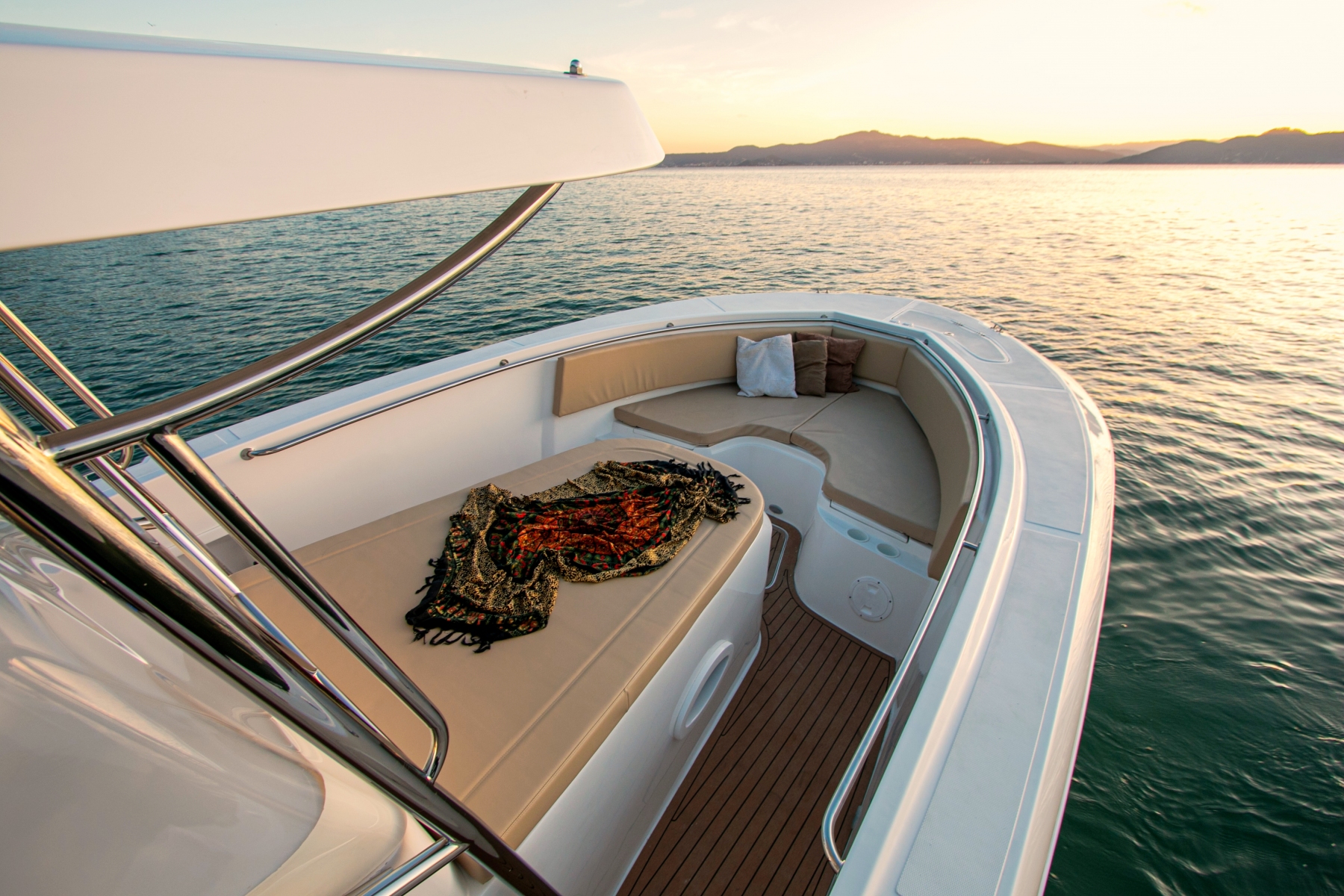 Raptor Boats - raptor-boats.com